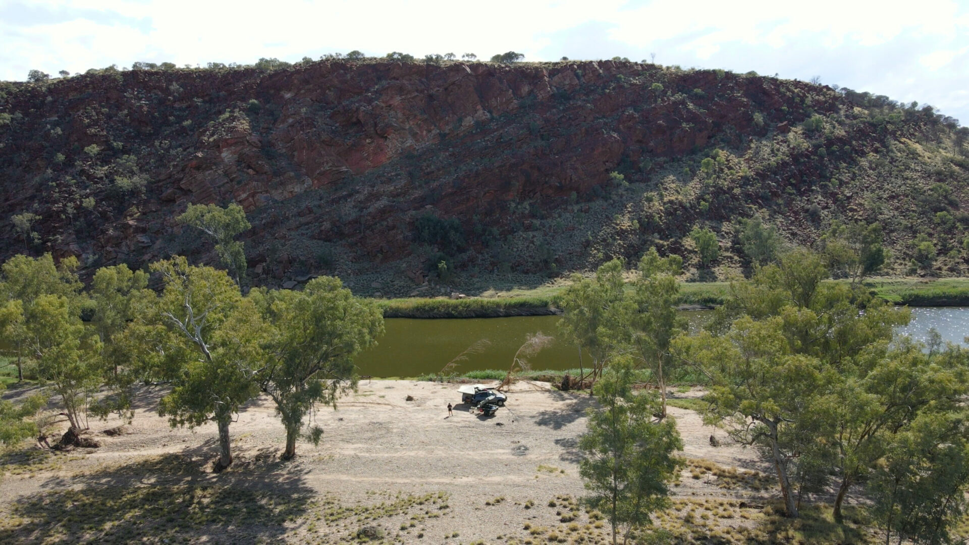 Boggy Hole: A Hidden Paradise in Finke Gorge National Park
