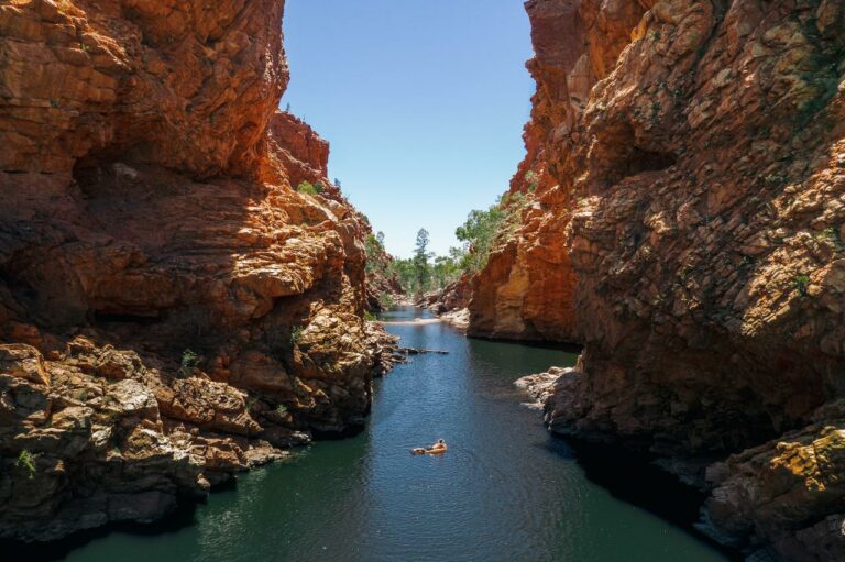 Top Northern Territory Tours: Best 4-Day Itineraries
